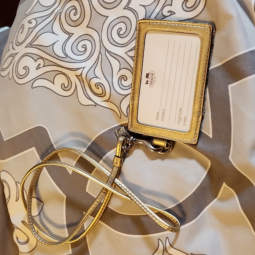 New Coach Id Badge Holder - Gem